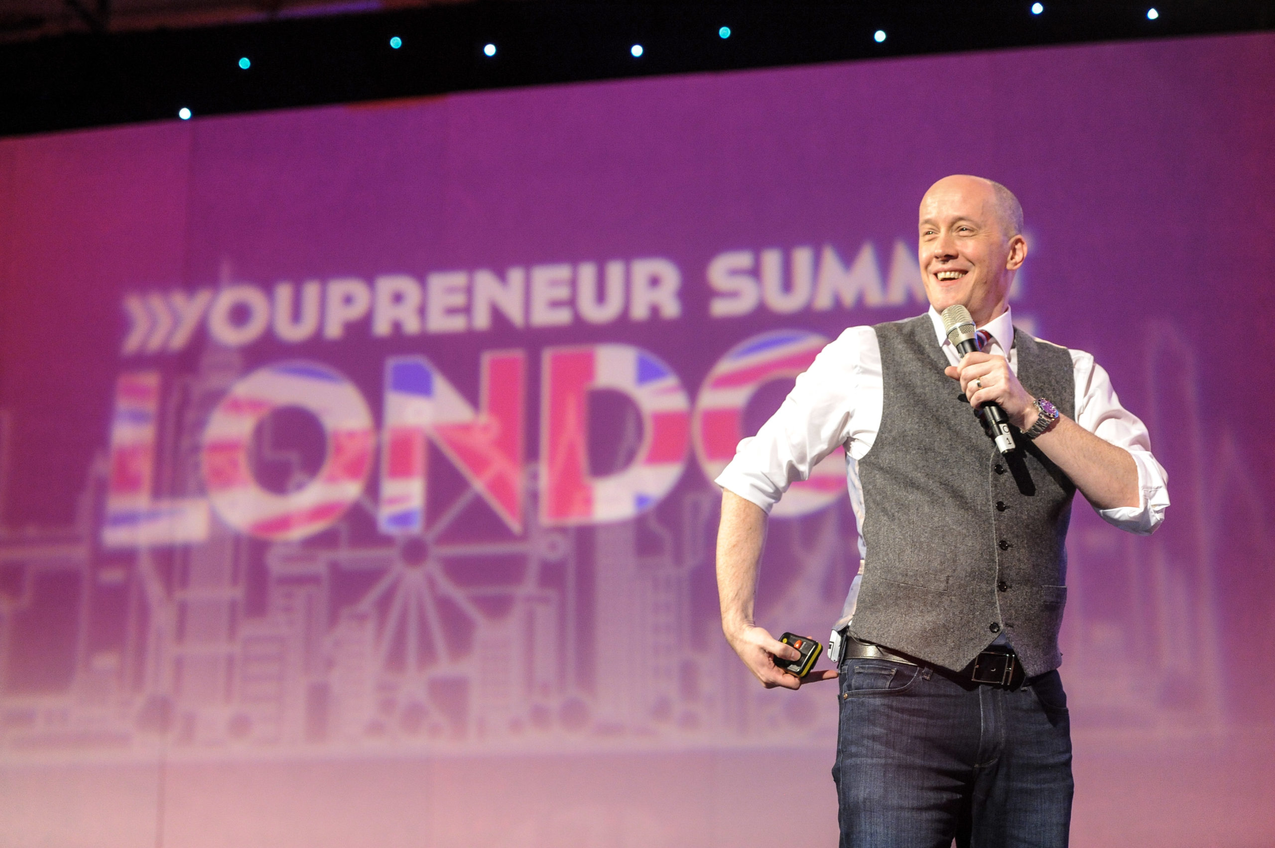 The Official Chris Ducker Dot Com Blog